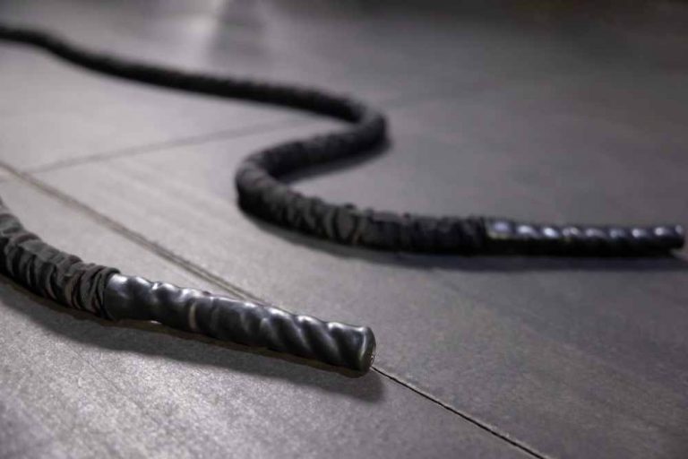7 Best Battle Ropes for Upper Body Strength and Endurance - YourWorkoutBook