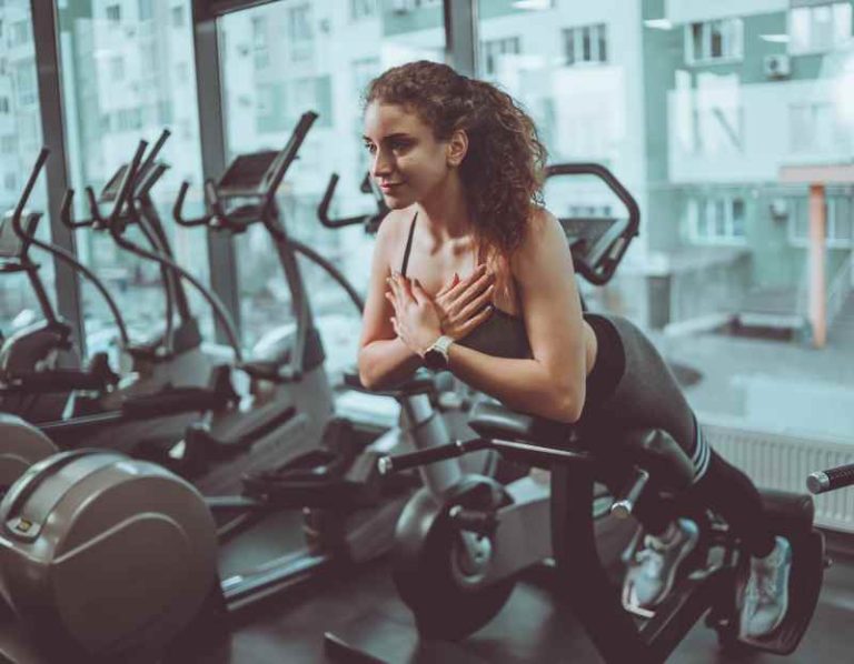 How to Do Back Extensions Like a Pro (Plus Benefits, Rep Ranges, and ...