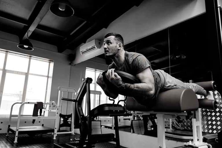 What Muscles Does the Back Extension Work? (Plus Variations for More ...