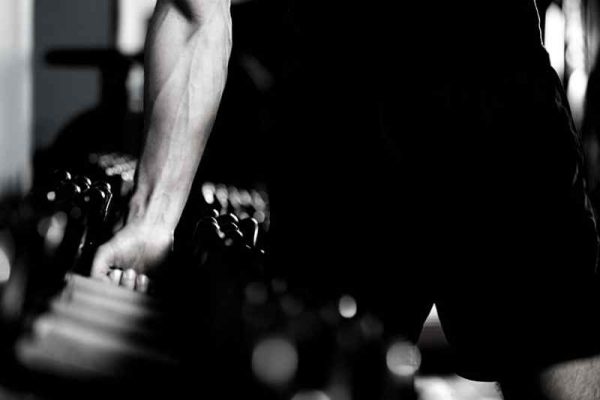 Smith Machine vs. Free Weights: Which One is Best for You ...