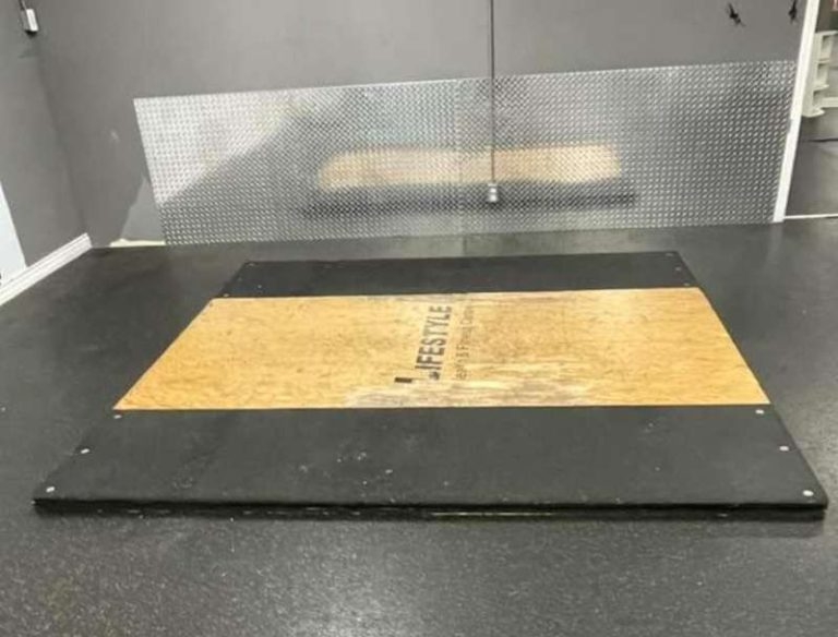 Weightlifting Platforms: What Are They and Do You Need One?