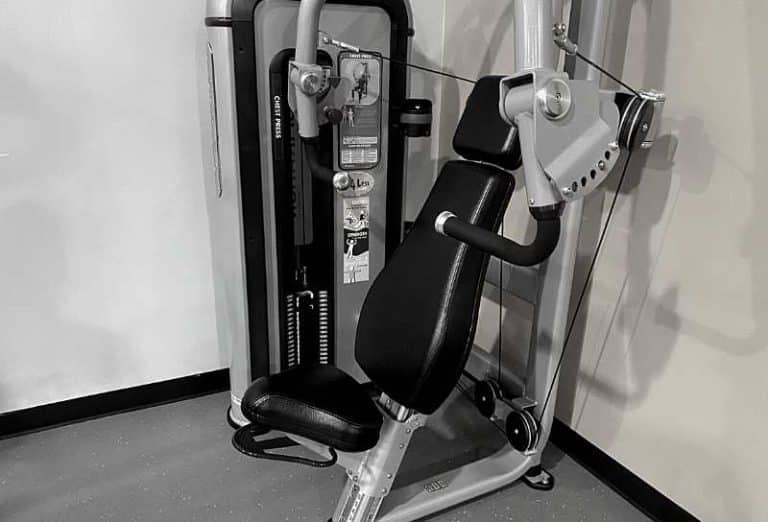 6 Best Chest Machines at the Gym (Plus Benefits, Muscles Worked and ...