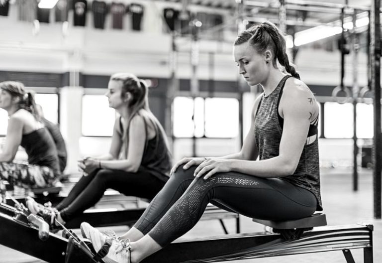 5 Rowing Workouts for Cardio (for Beginners, Advanced, and More ...