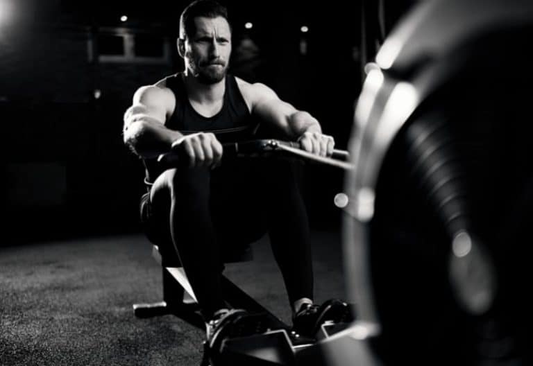 How to Use a Rowing Machine Like a Pro (and Common Mistakes to Avoid ...