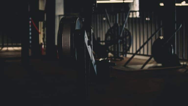 5 Rowing Machine HIIT Workouts (for Beginners, Athletes, and Advanced ...